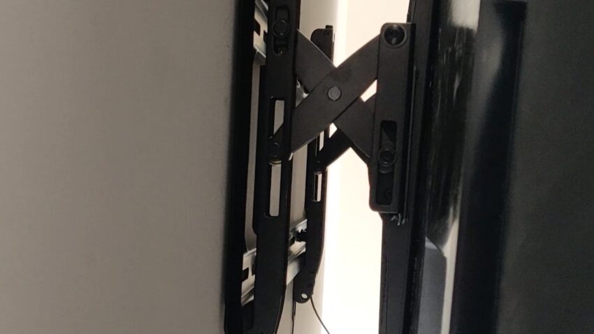 SANUS VLT6 Wall Mount 2024 Review & Buying Guide